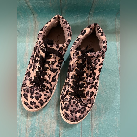 Coconuts by Matisse | Shoes | Coconuts By Matisse Relay Sneakers | Poshmark